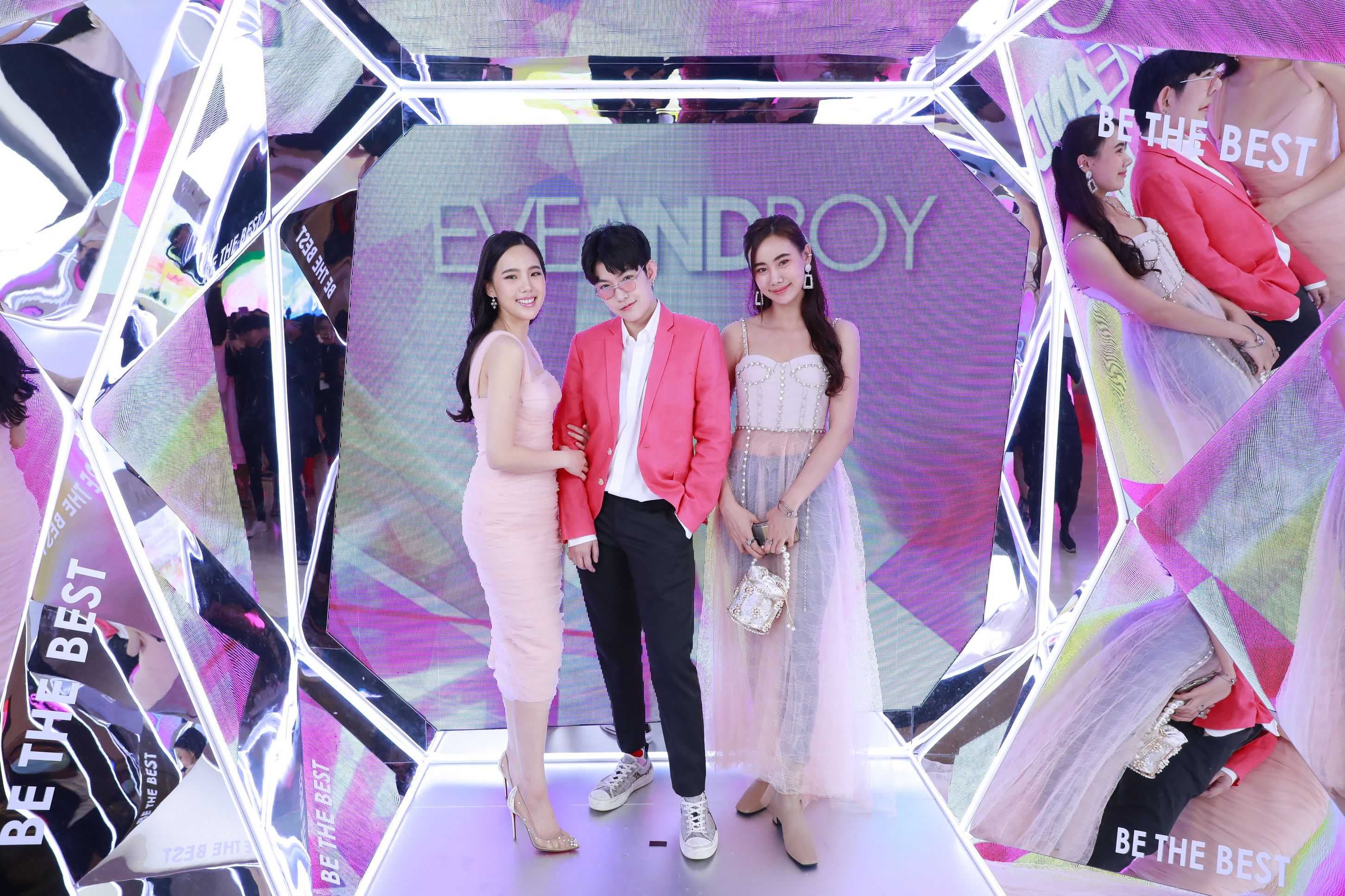 EVEANDBOY BEST SELLING AWARDS 2019 เผยอันดับบิวตี้ไอเท็มยอดฮิต ครั้งแรกในงานประกาศผลรางวัลที่กา ...