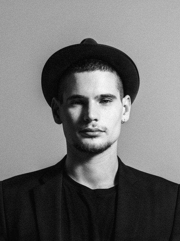 10 ชายที่แต่งตัวดีที่สุดในโลก จากปี 2015 โดย 'GQ' - DOODDOT