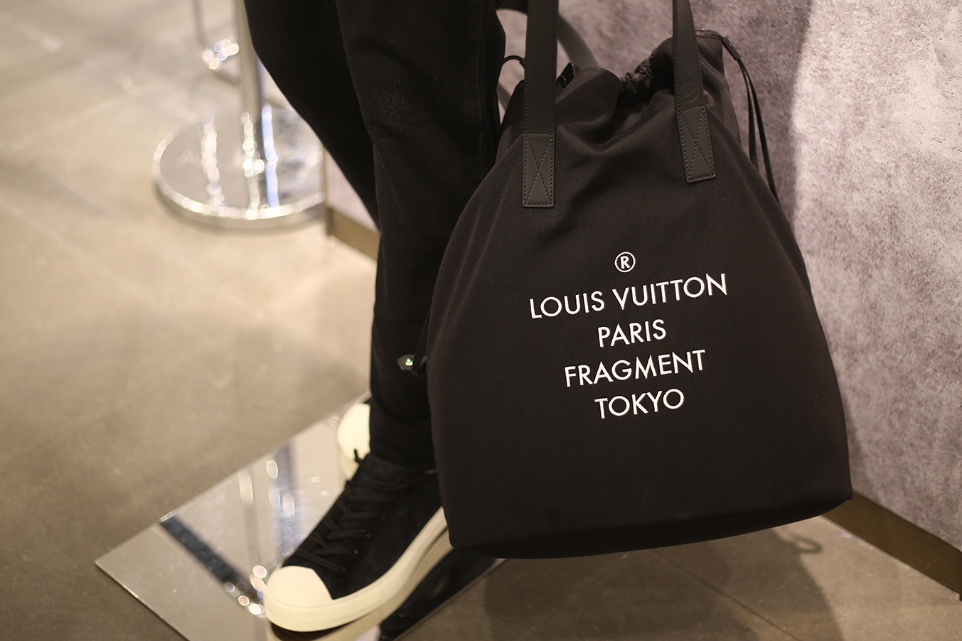 hypebeast พาไปดู Collection อันยิ่งใหญ่ fragment design x Louis Vuitton ...
