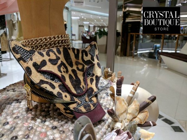 Crystal Boutique Store (CBS) ที่เดอะคริสตัล เลียบด่วนเอกมัย-รามอินทรา ...
