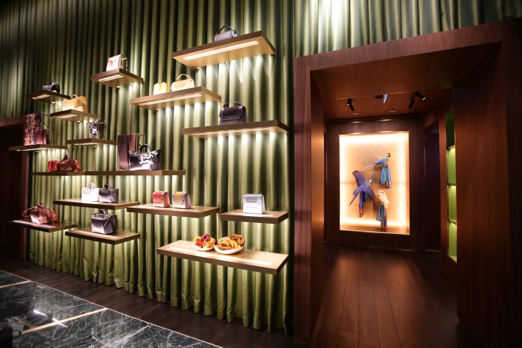 Jim Thompson Flagship Store — ร้านใหม่แบรนด์เดิม เพิ่มเติมคือภาพลักษณ์ ...