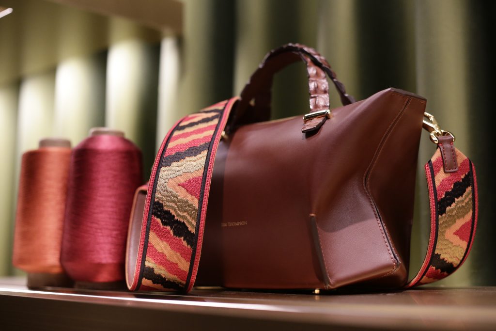 Jim Thompson Flagship Store — ร้านใหม่แบรนด์เดิม เพิ่มเติมคือภาพลักษณ์ ...