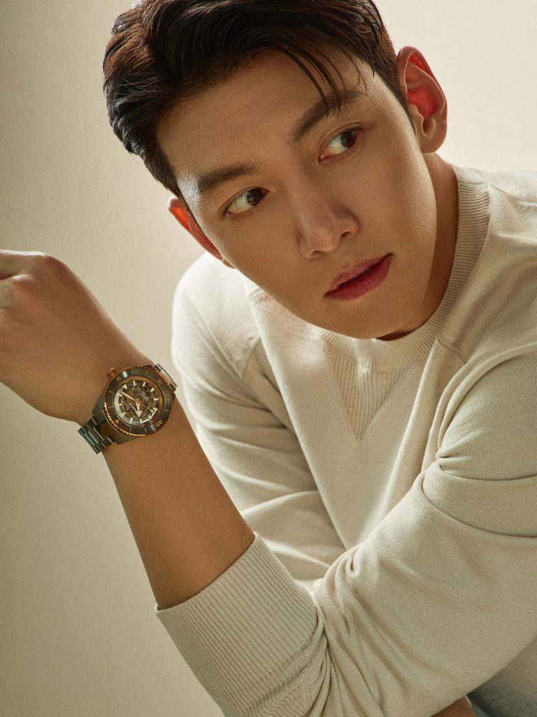 #WATCH | Captain Cook High-Tech Ceramic Skeleton จีชางอุค และ Rado ชวน ...