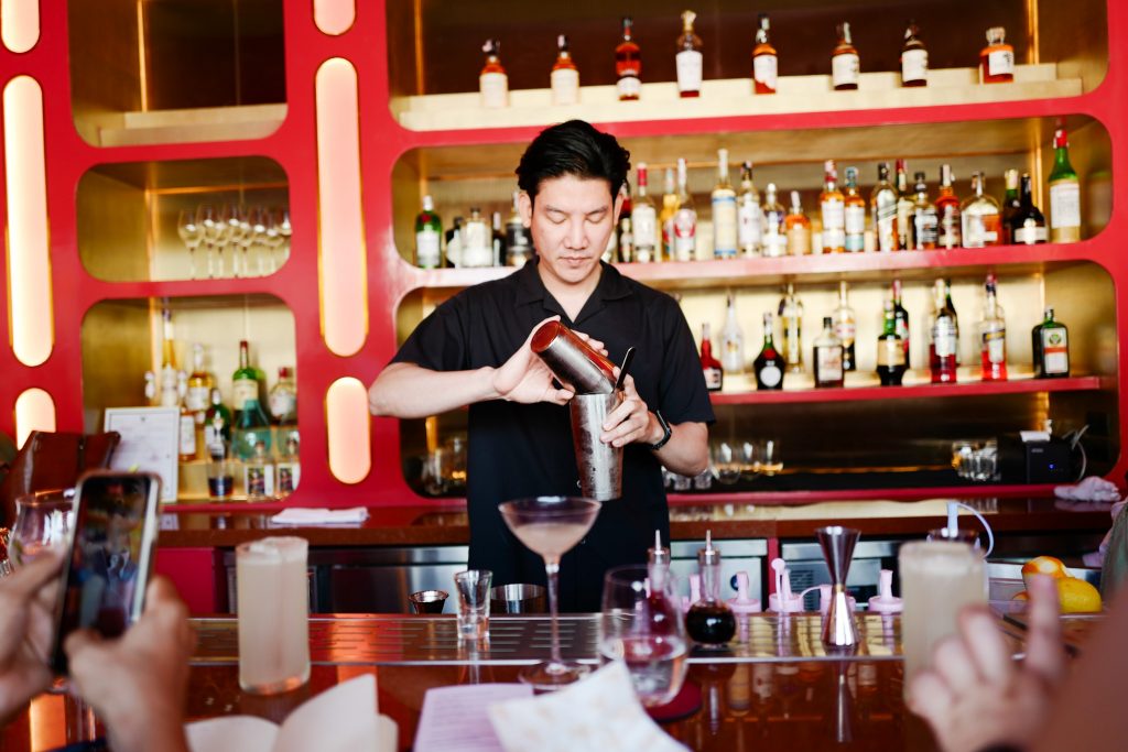 Nuss Bar by Nusara สะท้อนความเป็นไทย การจับมือกันระหว่าง เชฟต้น และ คุณ ...